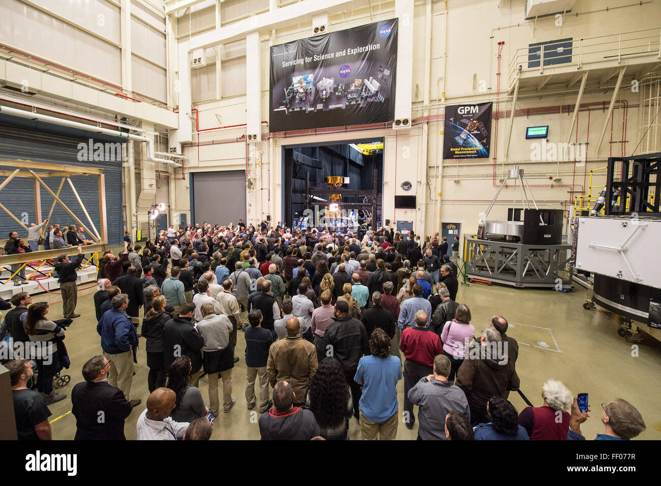 Senator Barbara Mikulski visits NASA's Goddard Space Flight Center to ...