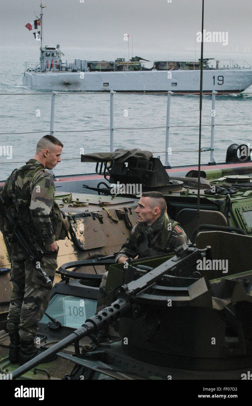 French Marines heading ashore during a NATO training exercise from the ...