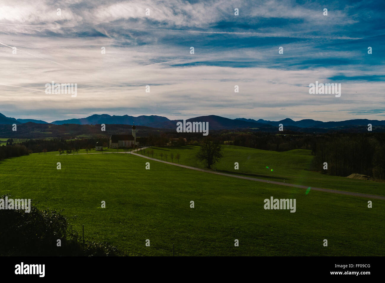 Well manicured path leading hi-res stock photography and images - Alamy