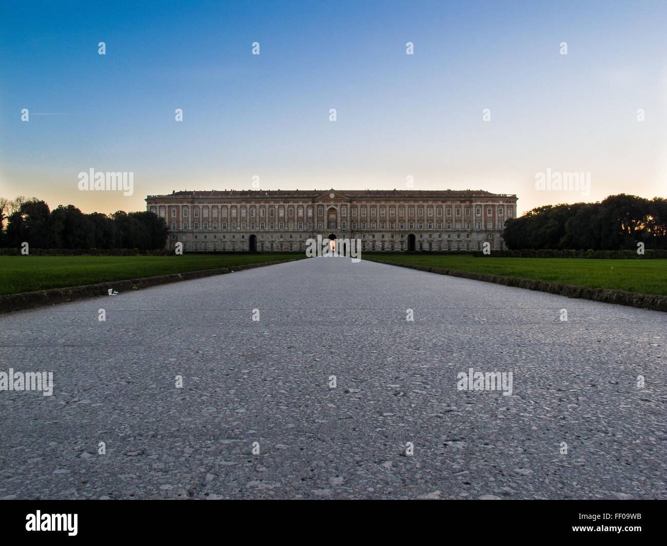 Pleasing landscape composition hi-res stock photography and images - Alamy