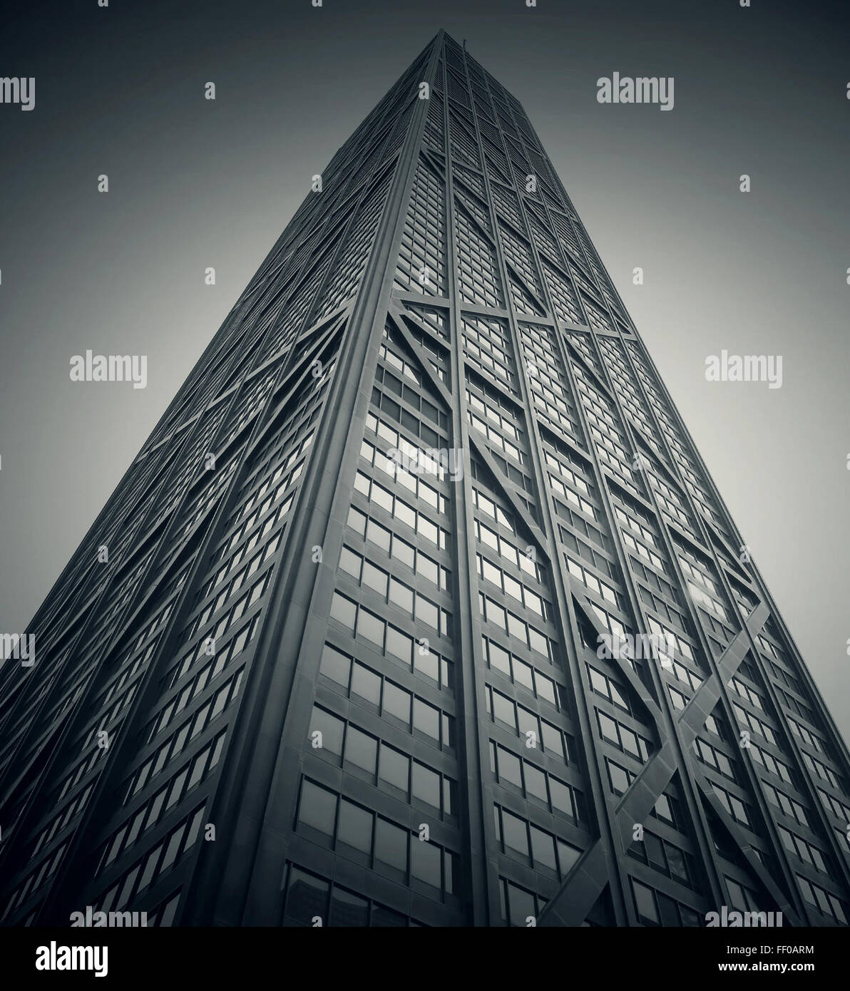 Geometric Skyscraper Geometric Skyscrape Stock Photo - Alamy
