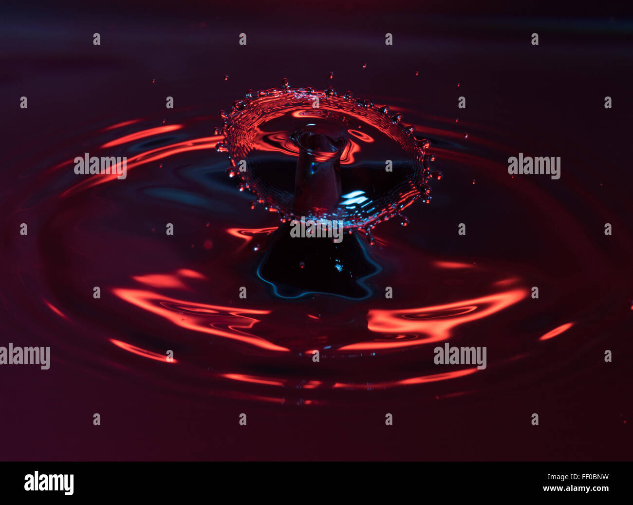 Column drop hi-res stock photography and images - Alamy