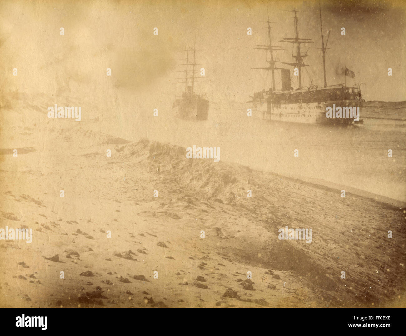 Ships in El-Qantara, Egypt Stock Photo - Alamy