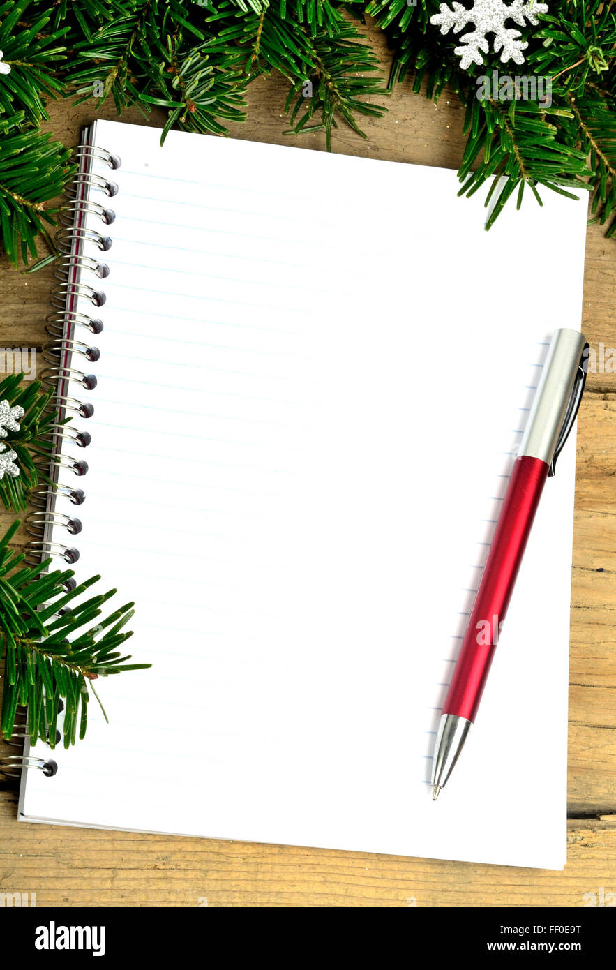 Empty tree branch hi-res stock photography and images - Alamy