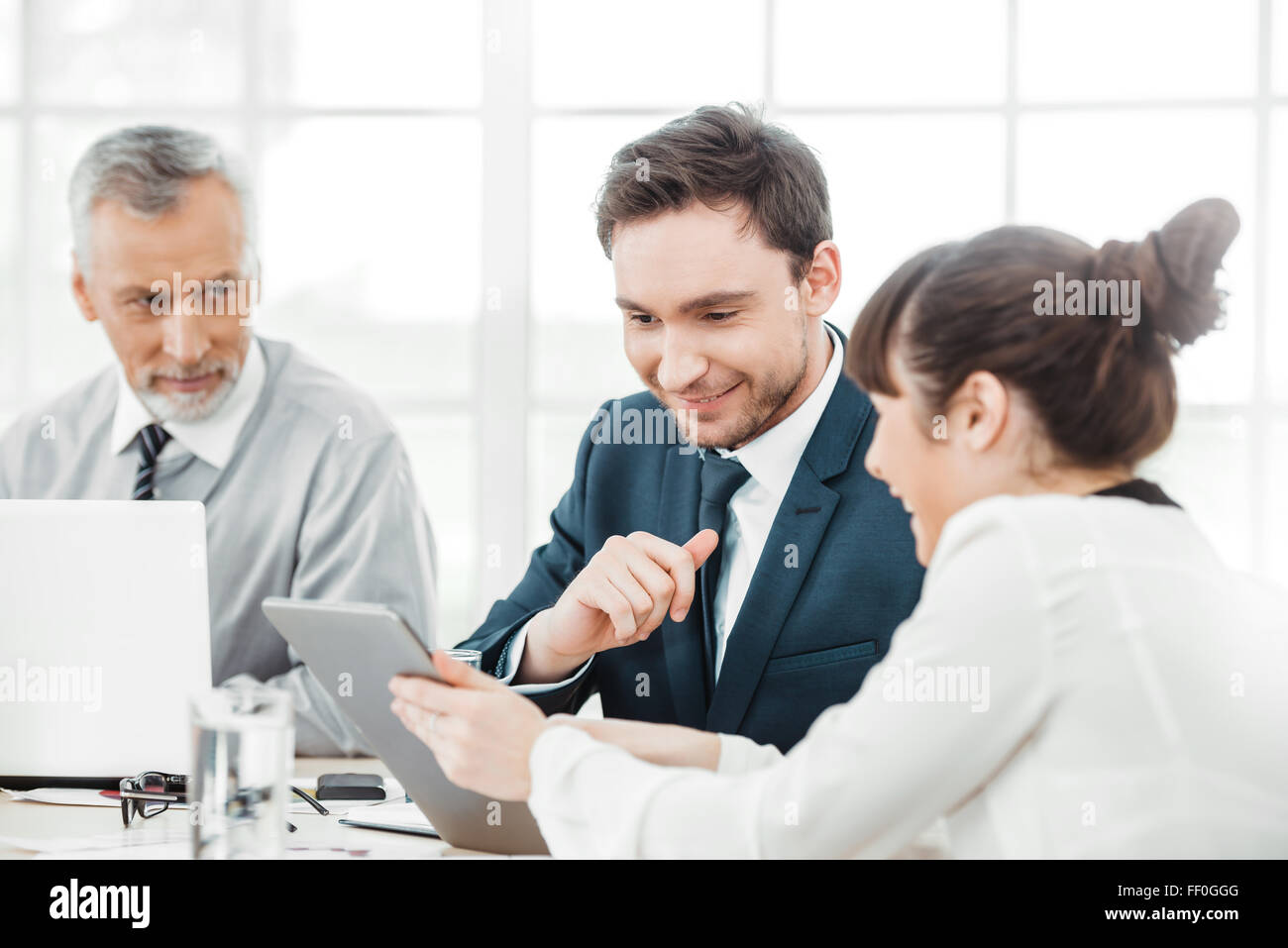 Concept for teamwork and knowledge transfer Stock Photo - Alamy