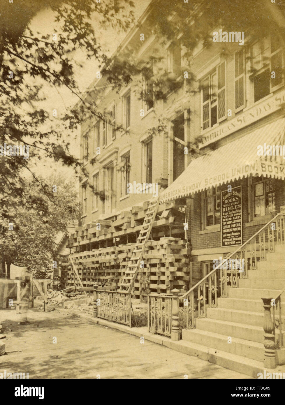 1920s house construction hi-res stock photography and images - Alamy