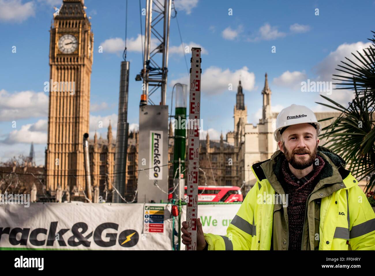 Fracking rig hi-res stock photography and images - Alamy