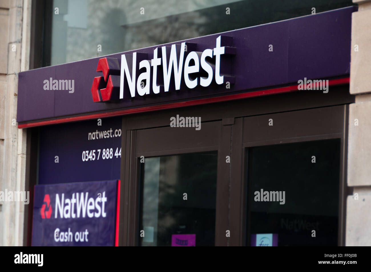 Nat west bank hi-res stock photography and images - Alamy