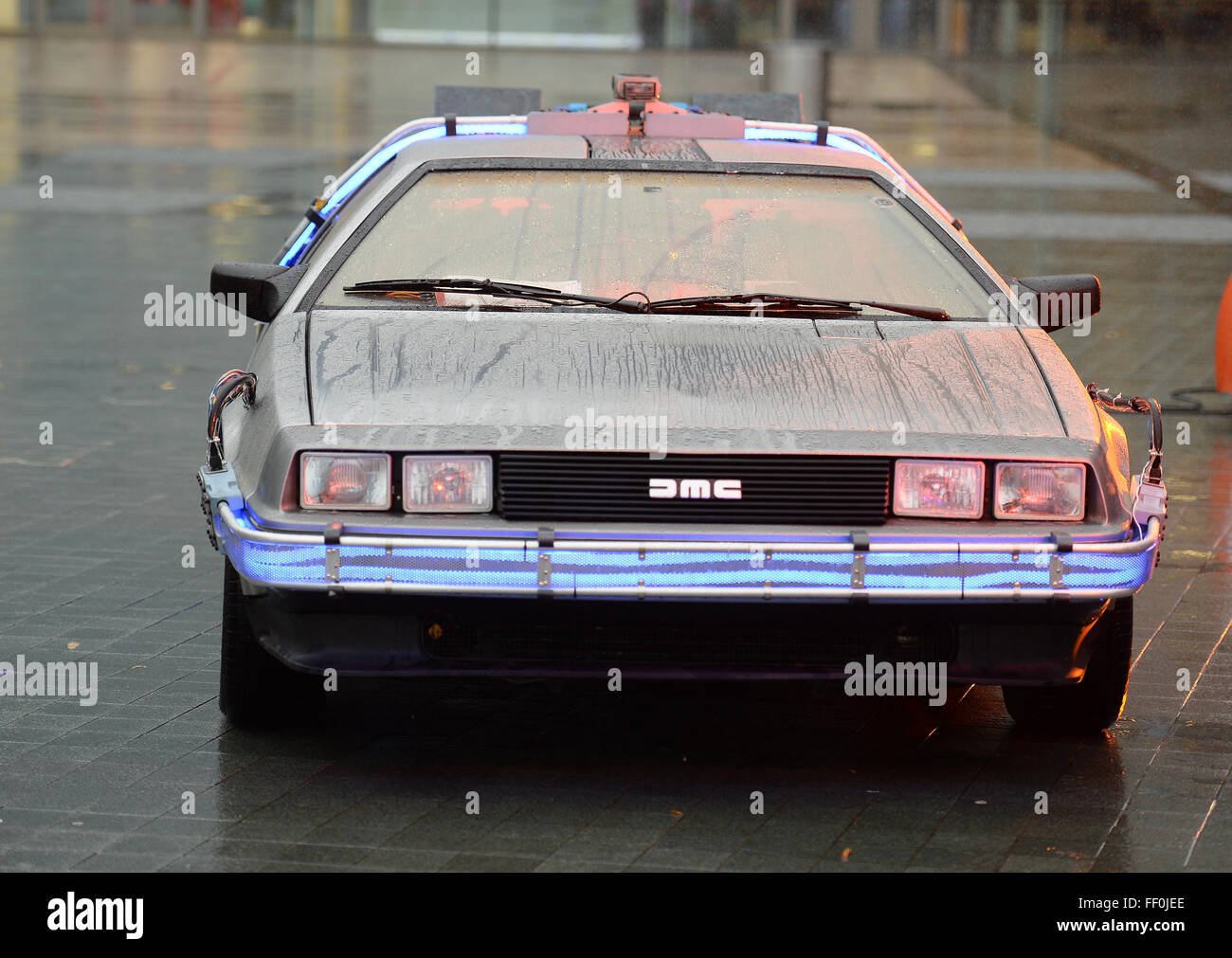 Delorean car back future part hi-res stock photography and images - Alamy