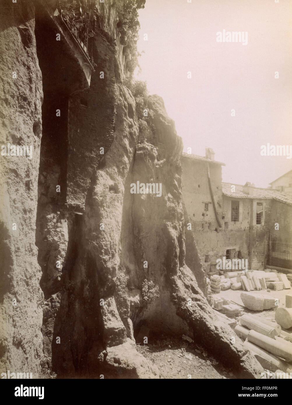 Tarpeian rome hi-res stock photography and images - Alamy