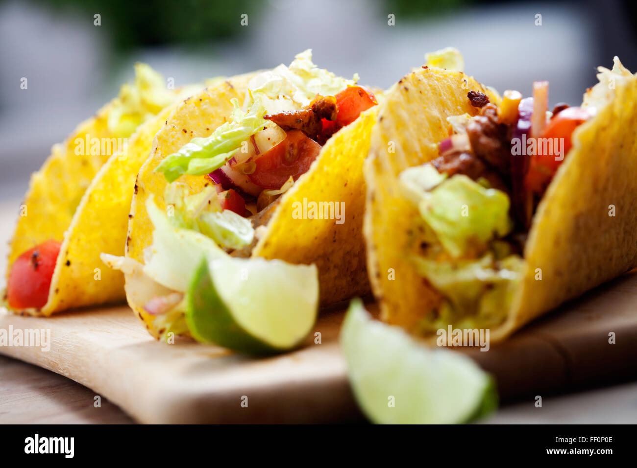 Chicken taco shell hi-res stock photography and images - Alamy