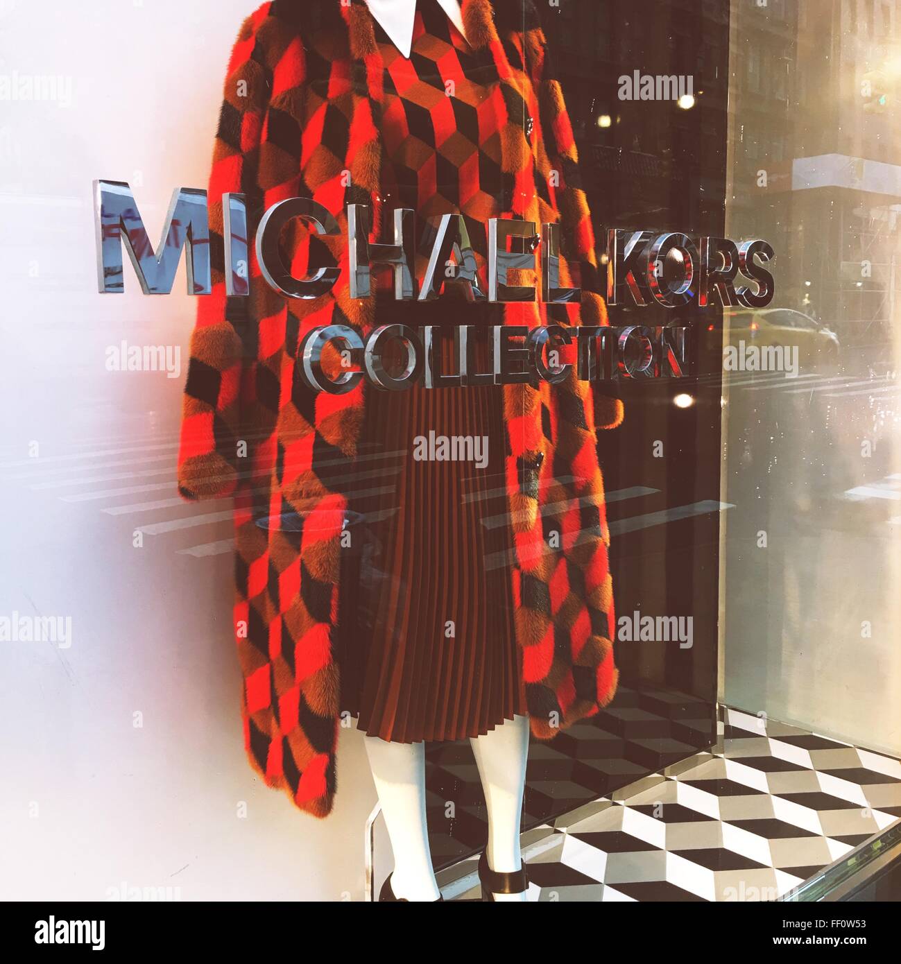 Windows at the Michael Kors store in Manhattan Stock Photo - Alamy