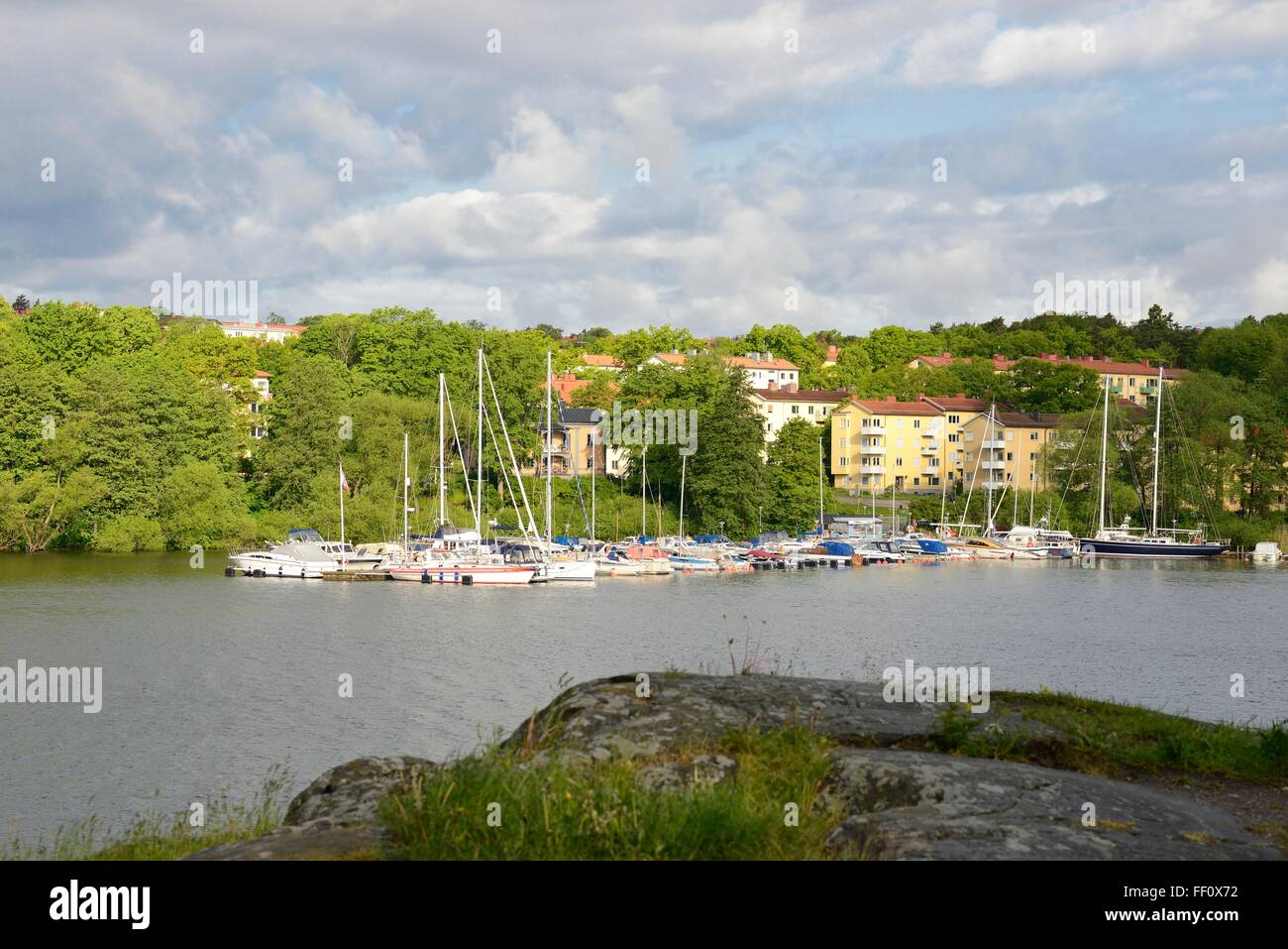 Stockholm embankment with boats Stock Photo - Alamy