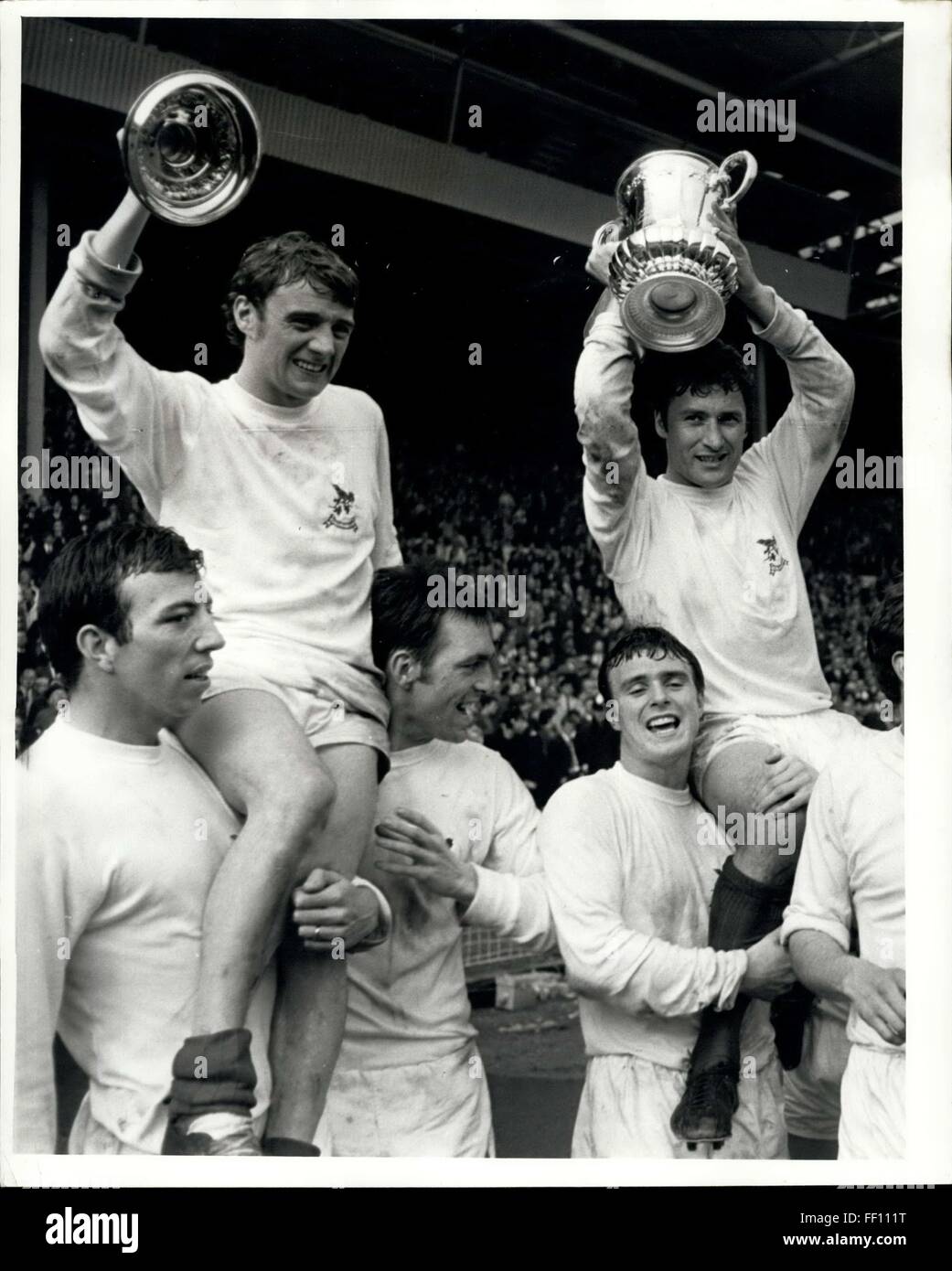 West Bromwich Albion Football Team Stock Photos & West Bromwich Albion ...