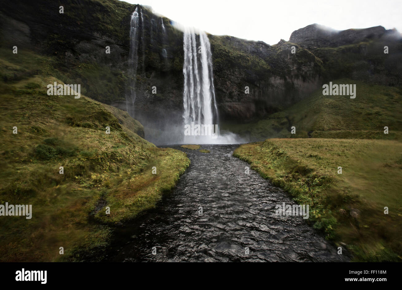 Rocky cliff waterfall hi-res stock photography and images - Alamy