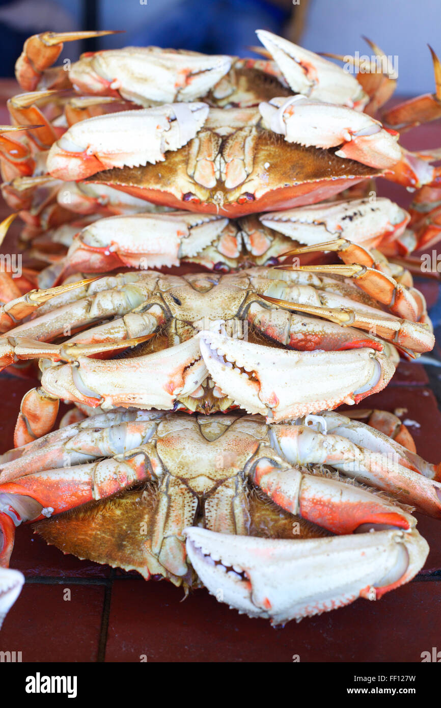 Whole crab hi-res stock photography and images - Alamy
