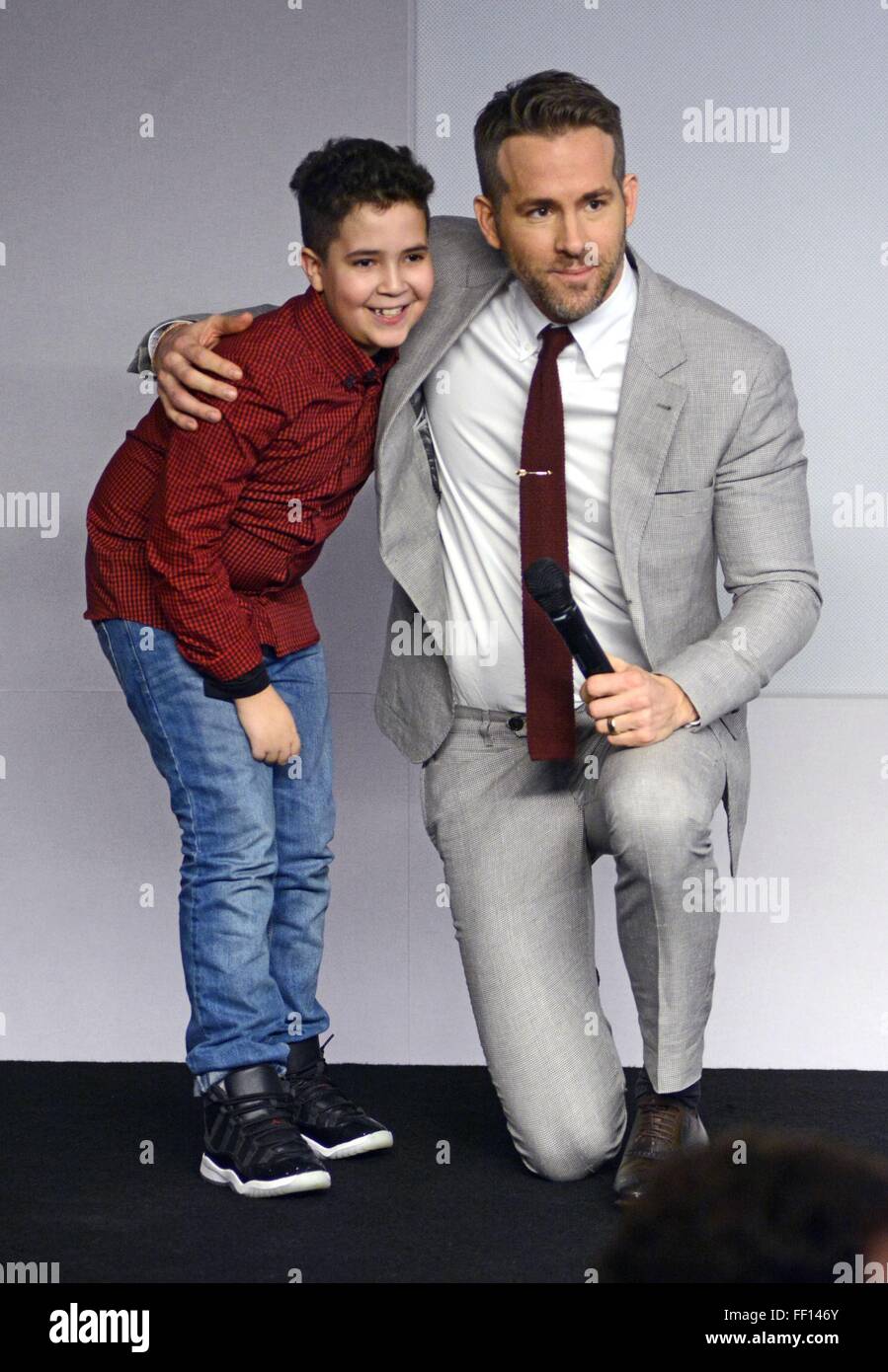 New York, NY, USA. 9th Feb, 2016. Ryan Reynolds at in-store appearance ...