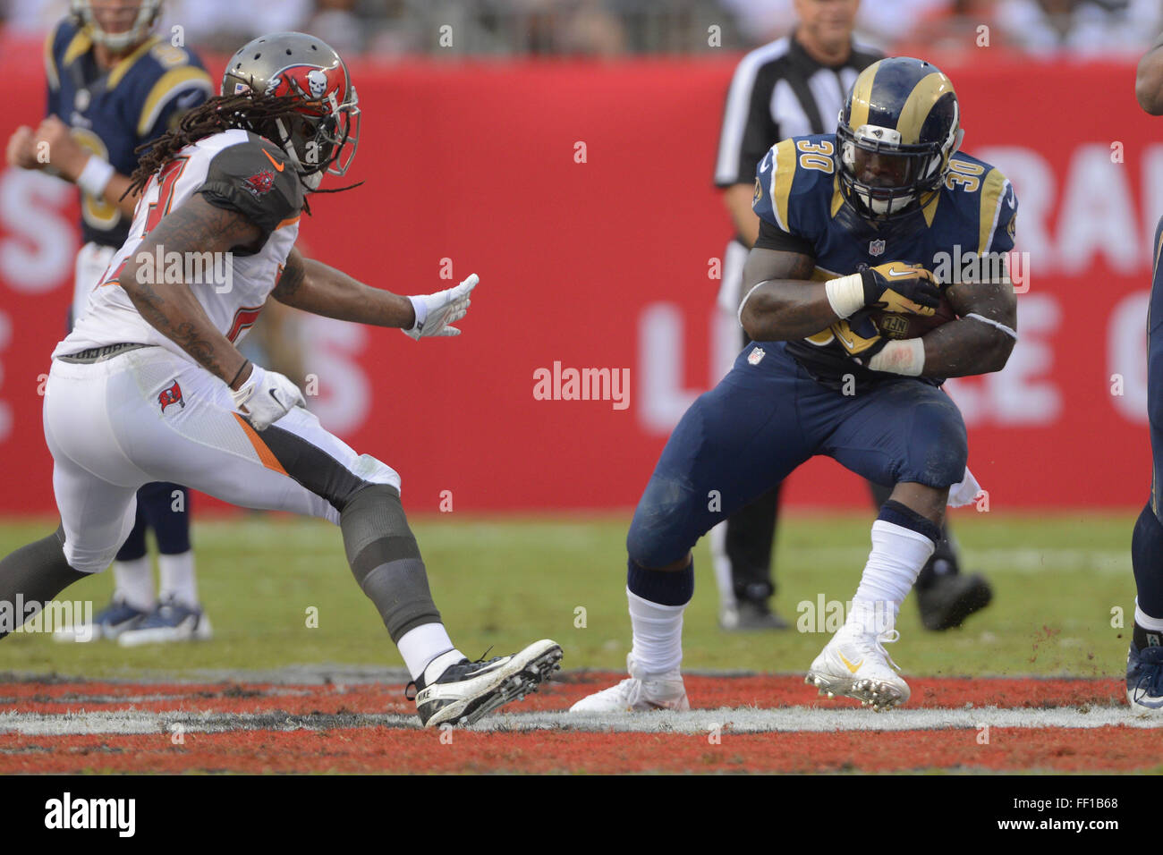 Tampa, Florida, USA. 14th Sep, 2014. St. Louis Rams running back Zac ...