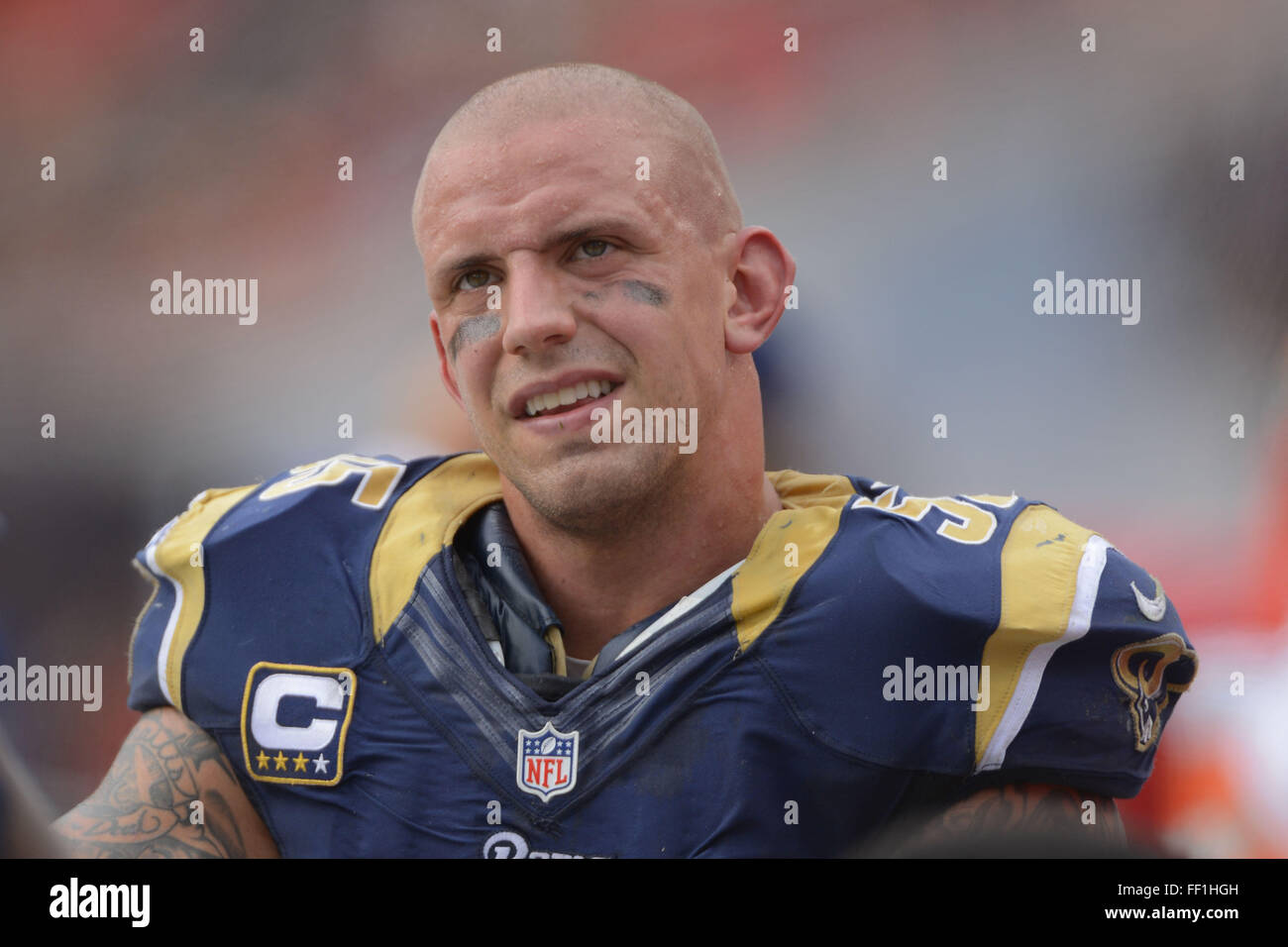 St louis rams helmet hi-res stock photography and images - Alamy