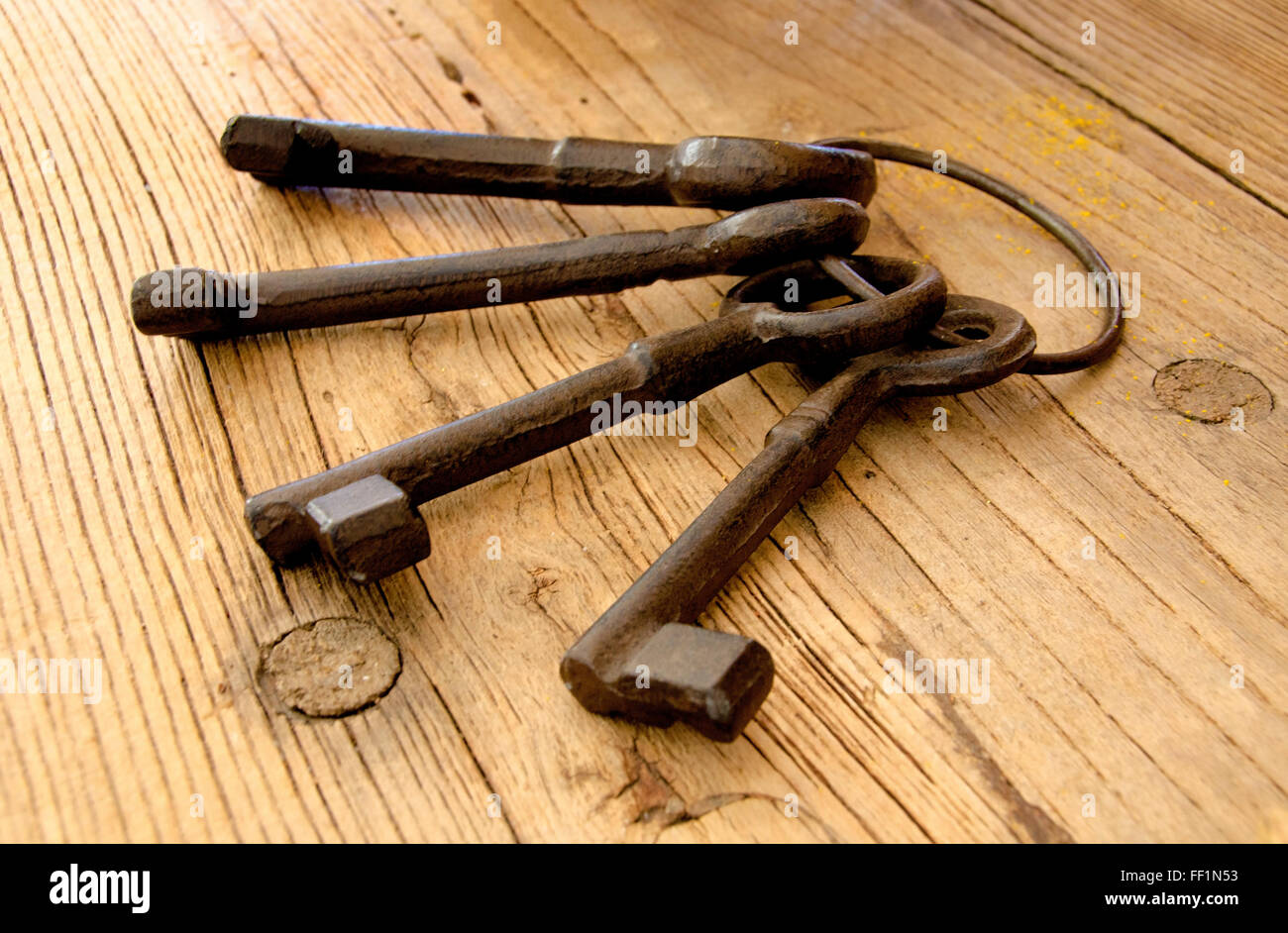 Big bunch of keys hi-res stock photography and images - Alamy