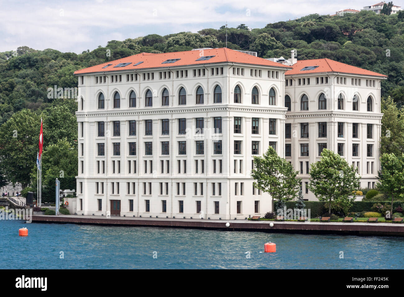 Bosphorus Istanbul Historical Building Stock Photo - Alamy