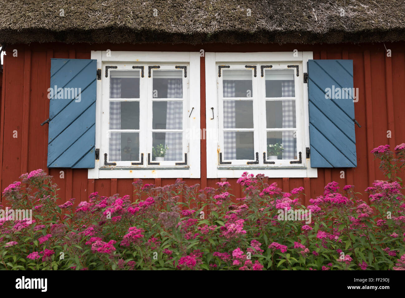TypicaRM Swedish cottage window, AriRMd, KuRMRMa PeninsuRMa, Skane ...