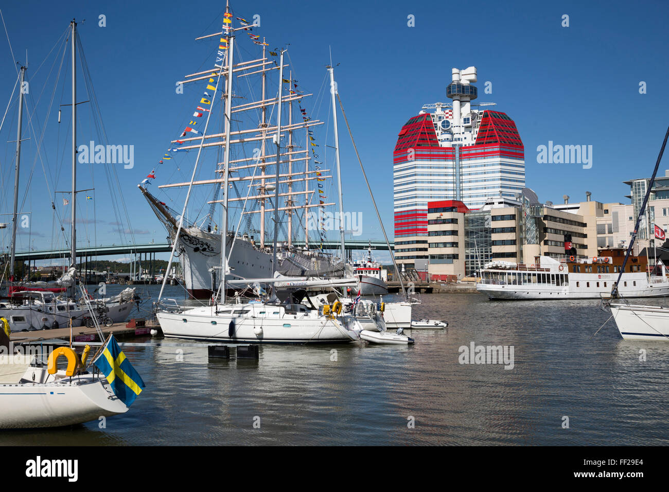RMiRMRMa Bommen harbour with the Barken Viking ship and the Goteborgs ...