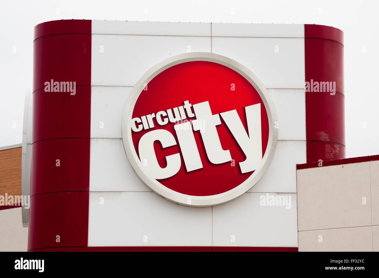 Circuit city store hi-res stock photography and images - Alamy