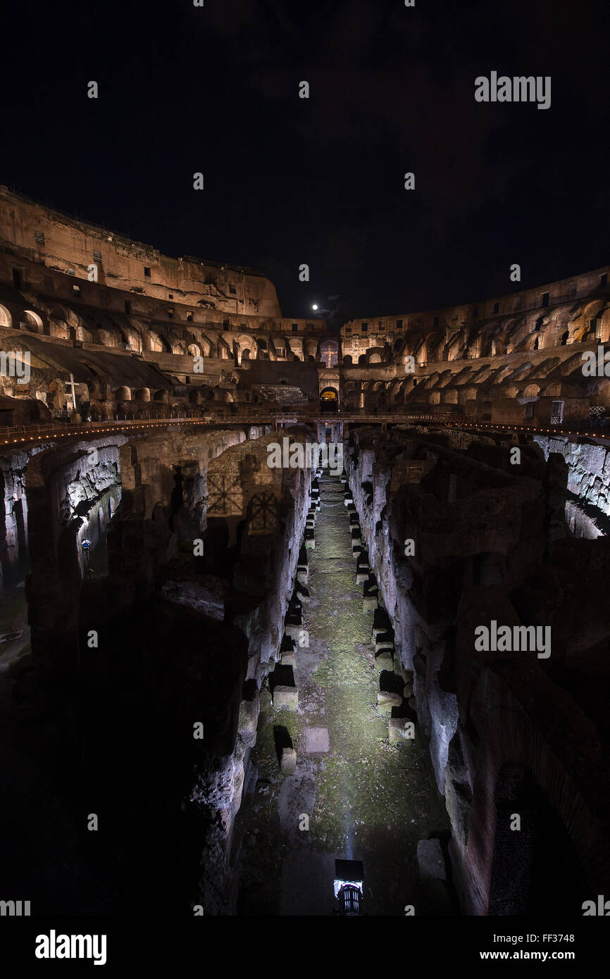 Colosseum with full moon and lighten cross Colosseo Luna piena croce ...