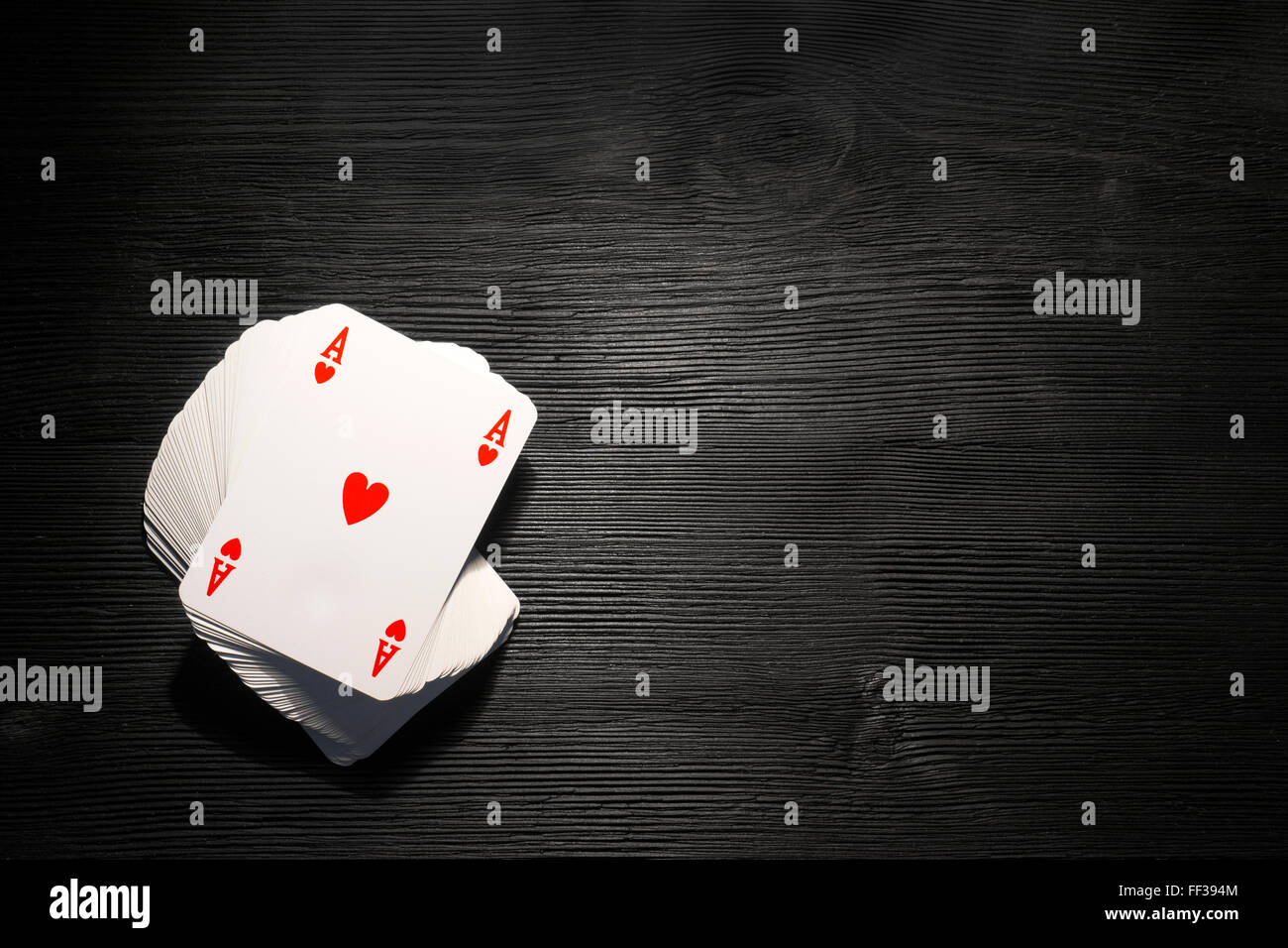 Black playing cards not red not people hi-res stock photography and ...