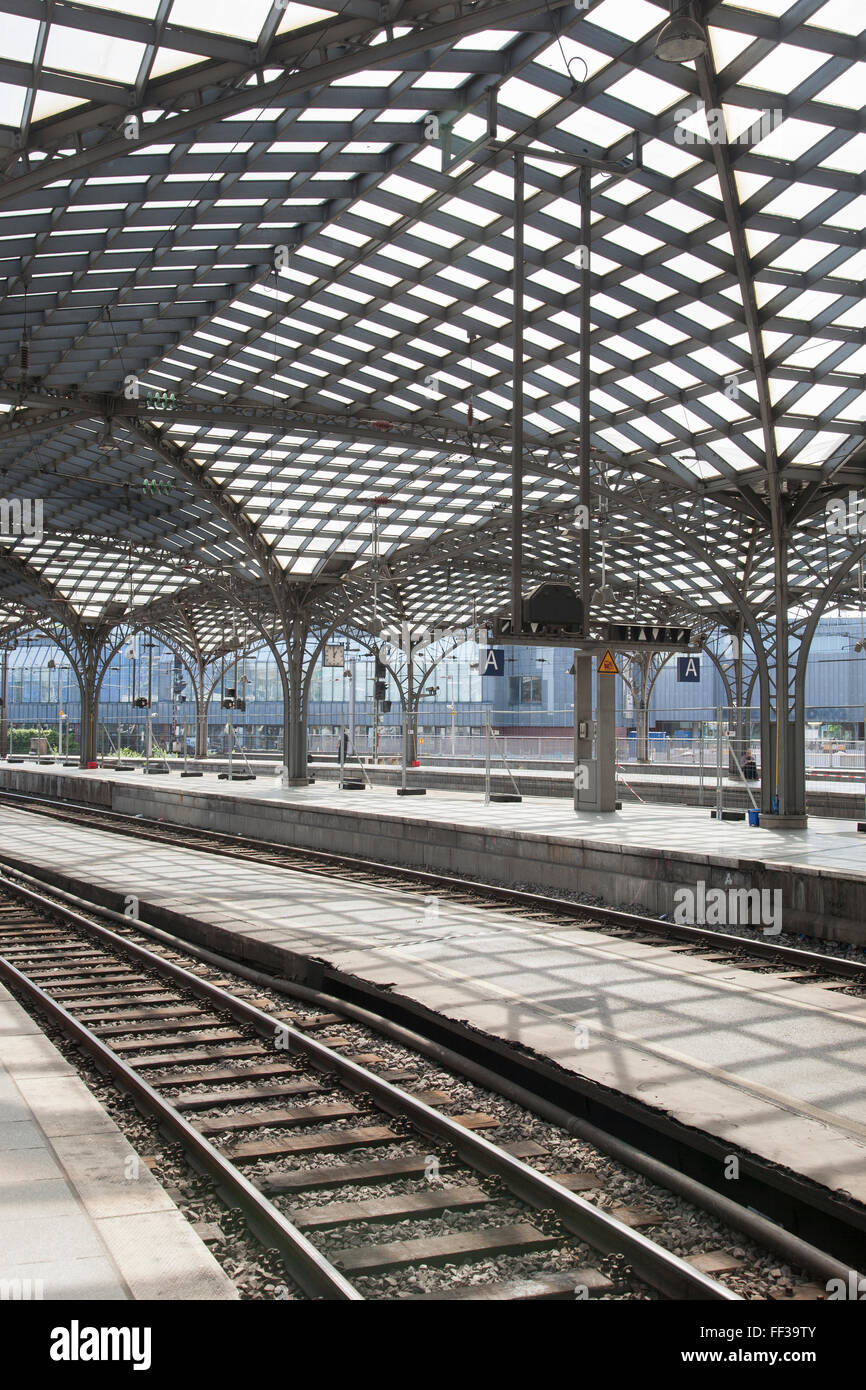 Main Railway and Subway Station - Hauptbahnhof, Cologne, Germany Stock ...