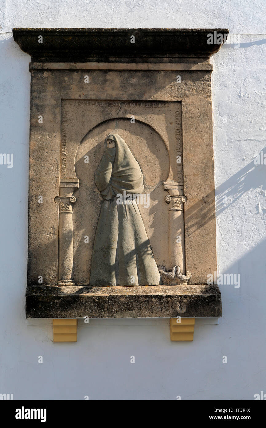 Moorish clothes hi-res stock photography and images - Alamy