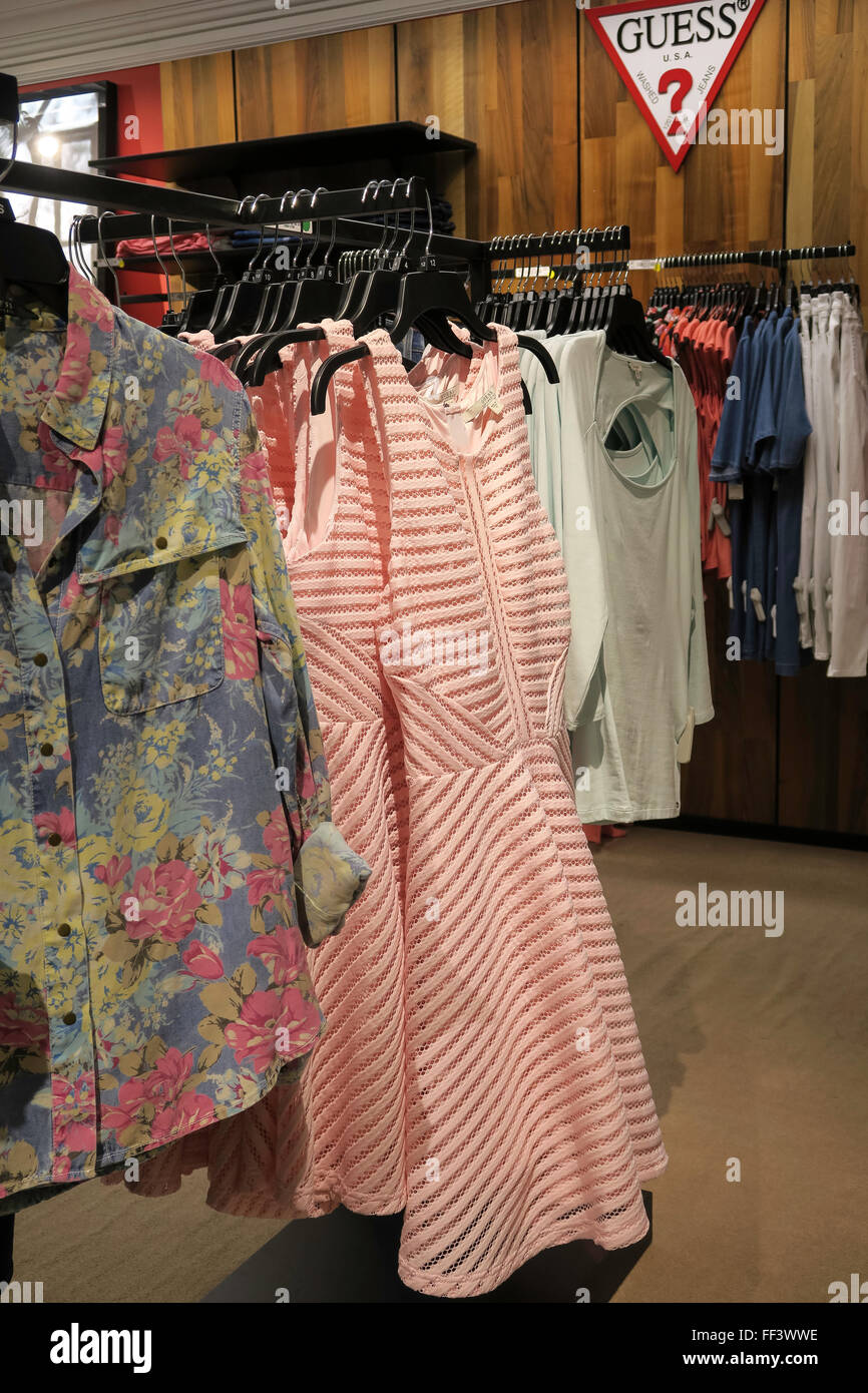 Lord taylor flagship store interior hi-res stock photography and images ...