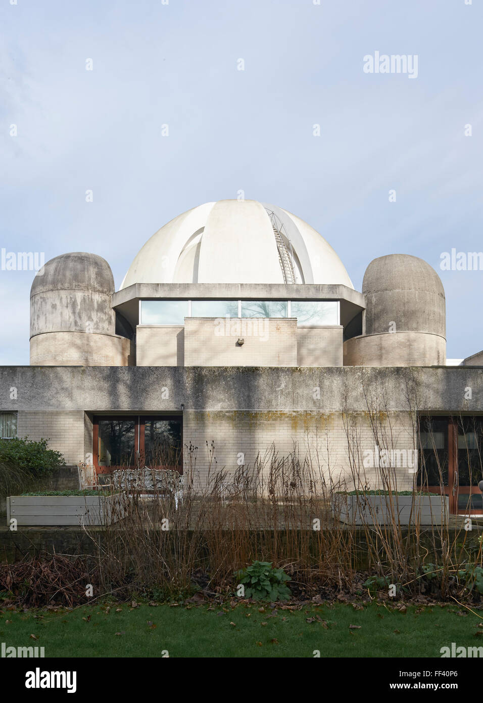 Murray Edwards College, Cambridge Designed by Chamberlin, Powell and ...