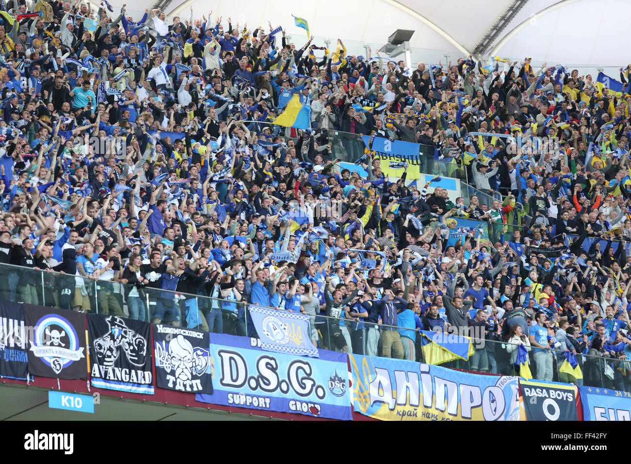 Sport football banner crowd supporters flags hi-res stock photography ...