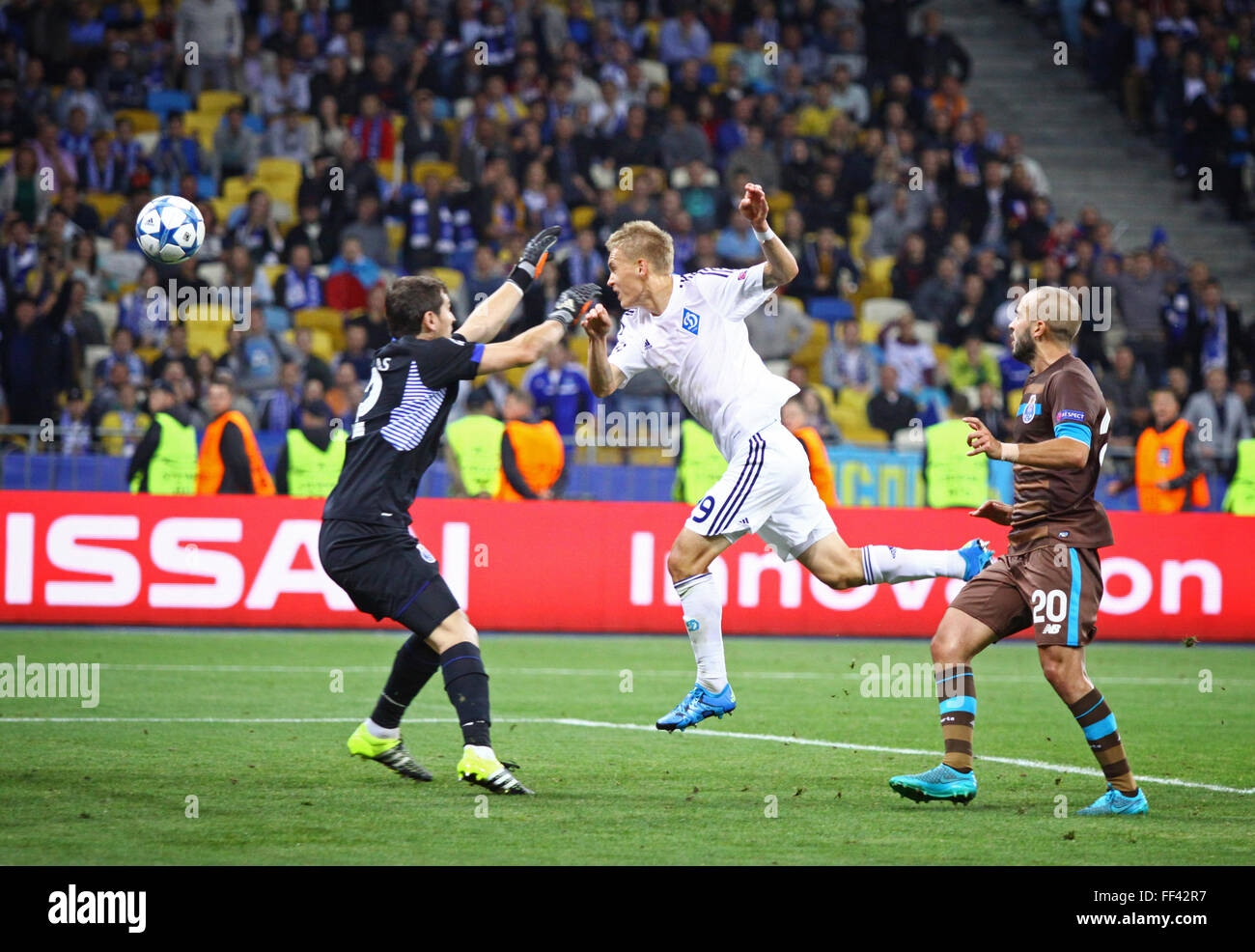 Porto european champions league hi-res stock photography and images - Alamy