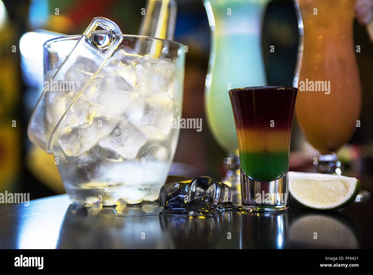 cocktails on bar background Stock Photo - Alamy