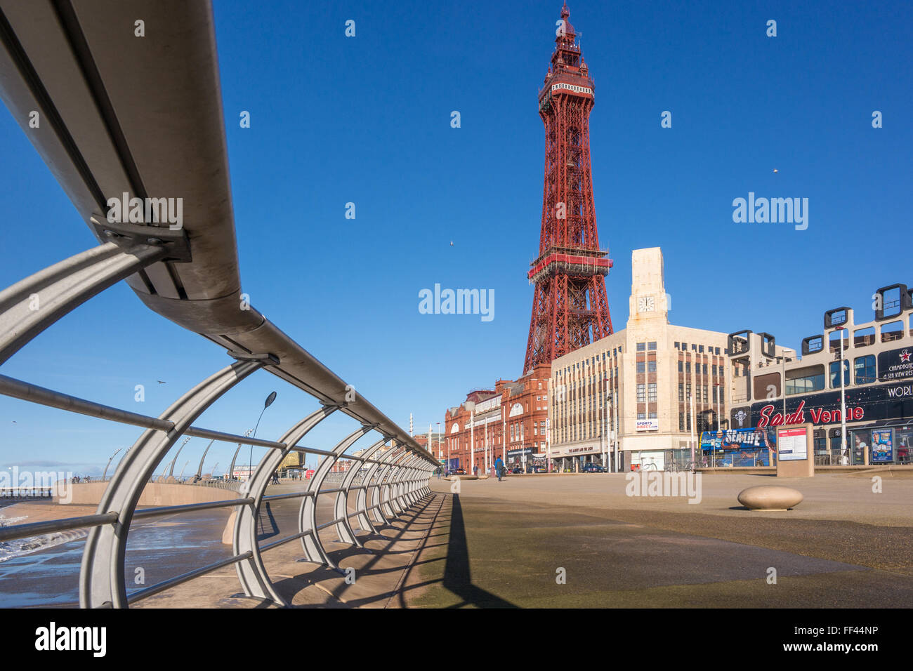 Blackpool,UK. 10th February 2016. weather news. A glorious sunny day at ...