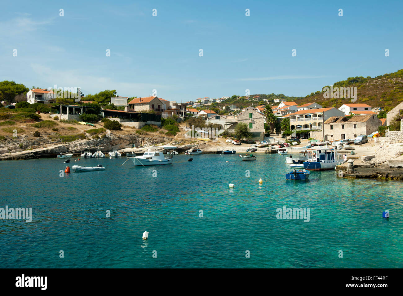 Kroatien, Dalmatien, Vis, Ferienort Rukavac Stock Photo - Alamy