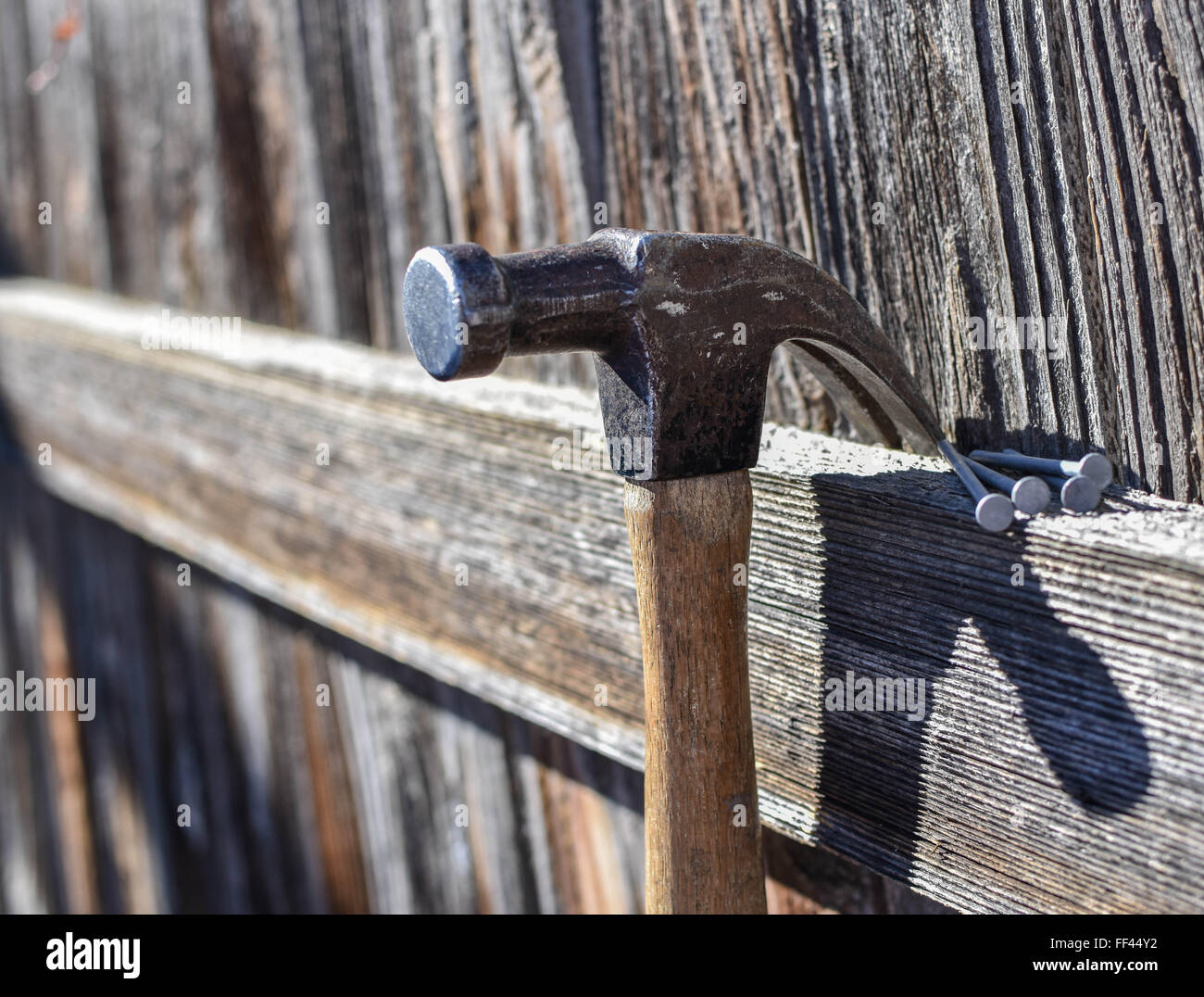 Fence hammer hi-res stock photography and images - Alamy