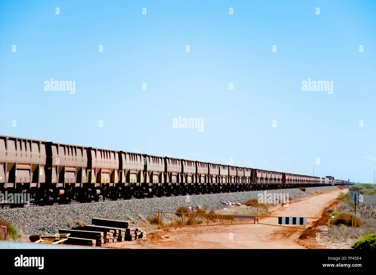 Iron Ore Train - Pilbara - Australia Stock Photo - Alamy