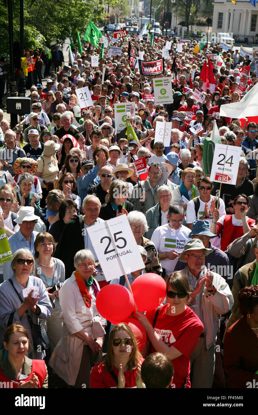 Trade Justice movement croeds gather outside the German embassy ...