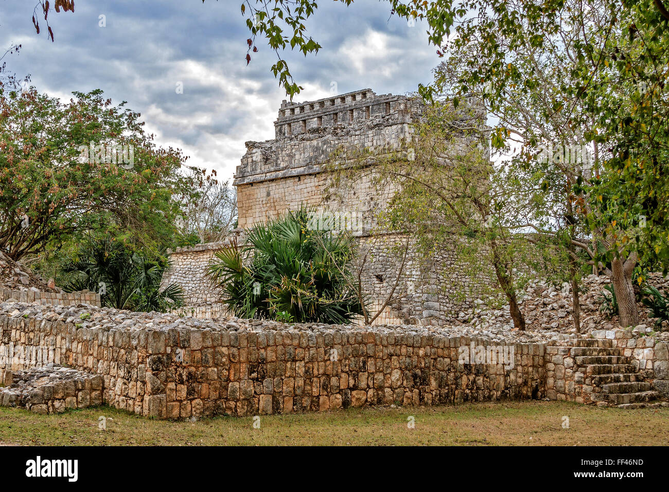 Temple Building Chichen Itza Mexico Stock Photo - Alamy