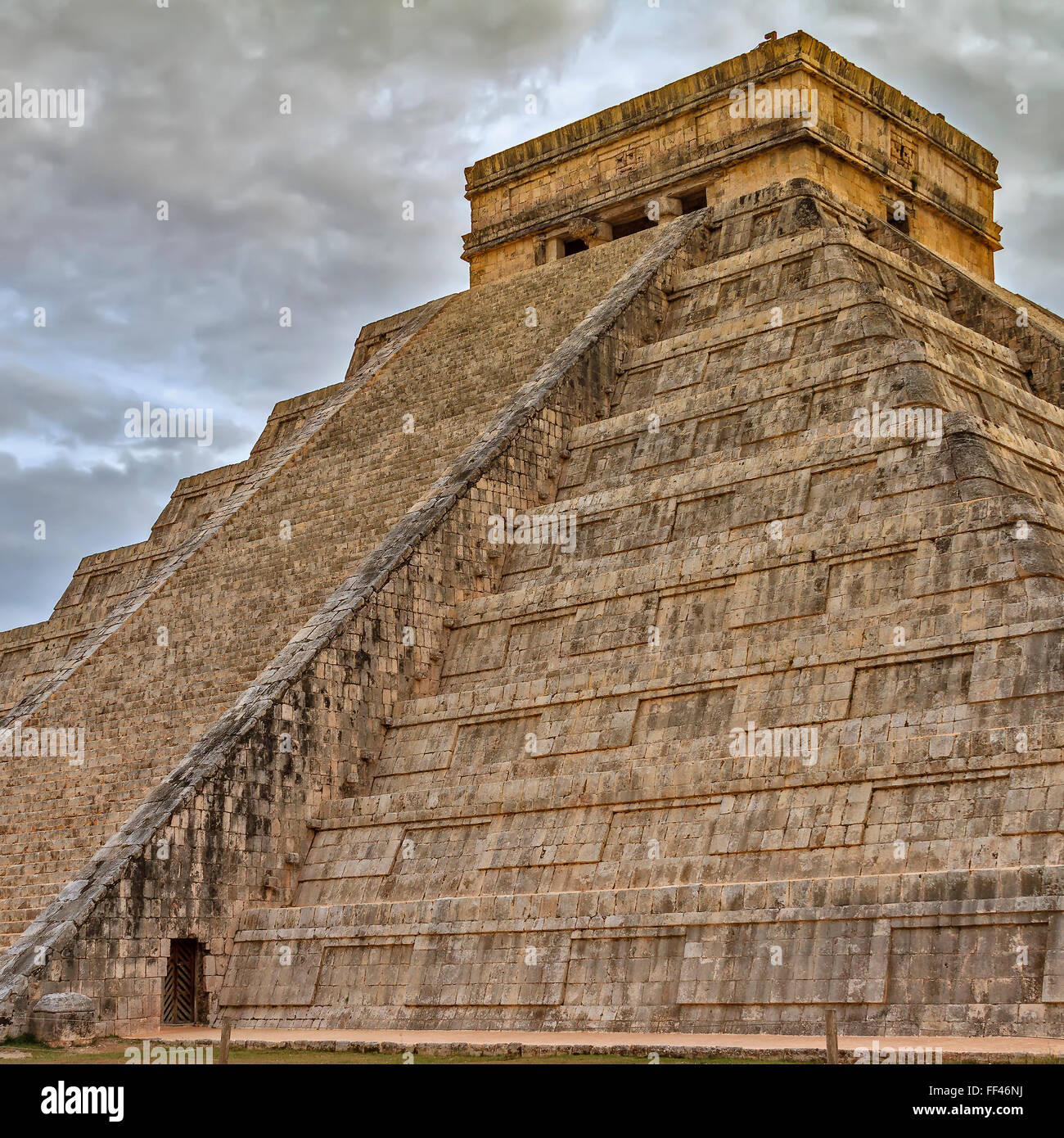 Chichen Itza Pyramid Mexico Stock Photo - Alamy