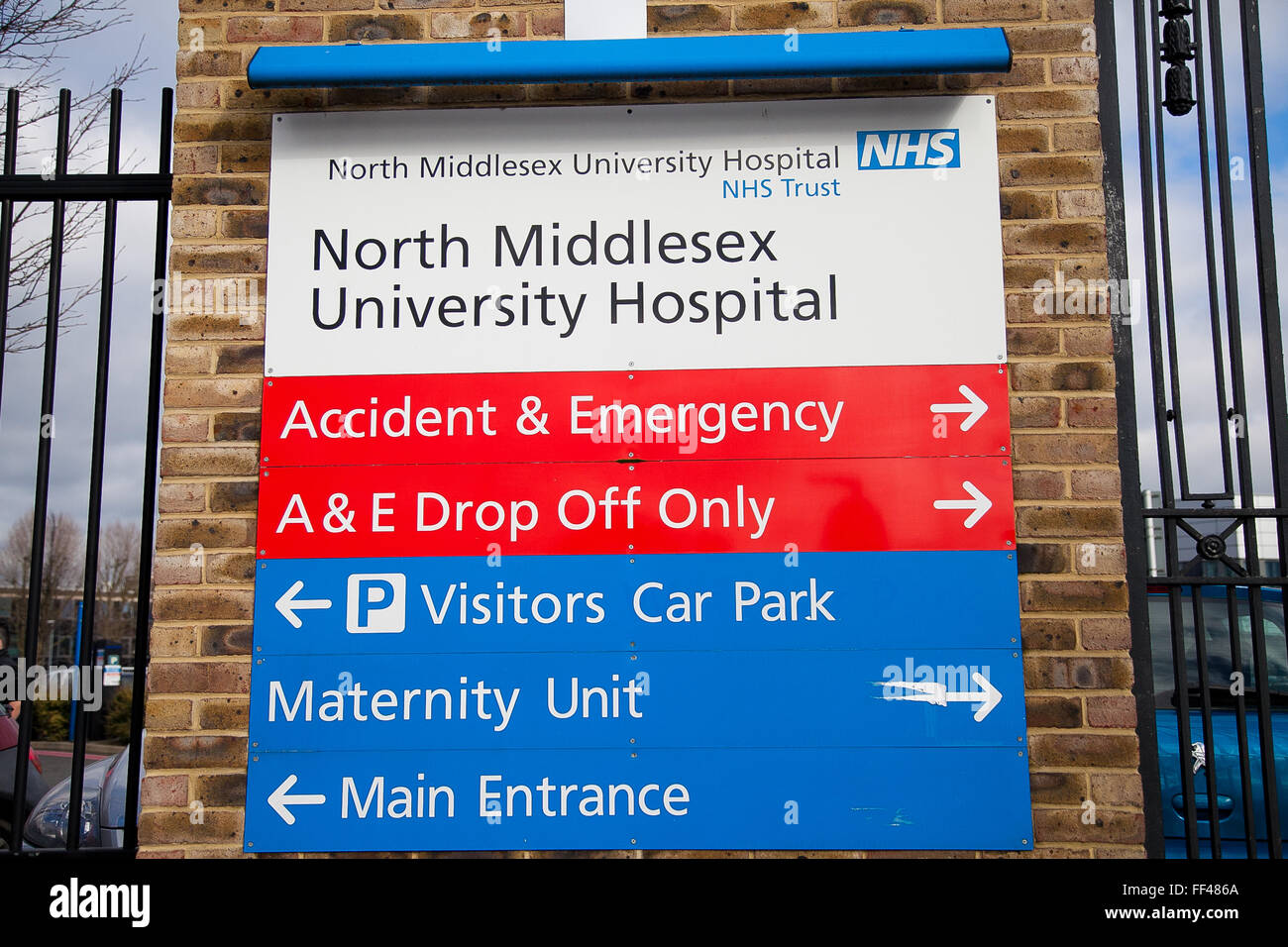 Maternity ward sign hi-res stock photography and images - Alamy