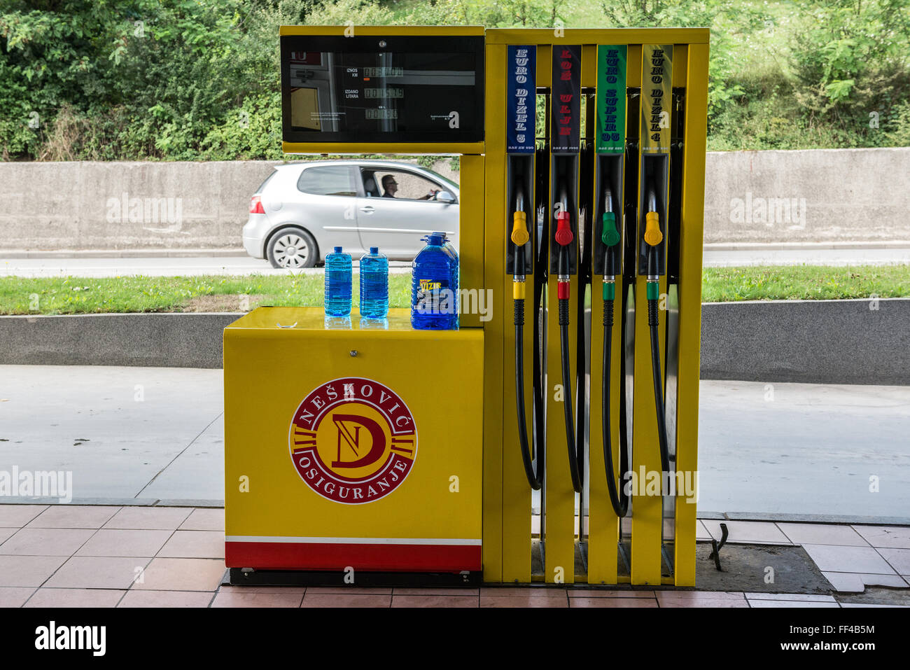 Bosnia and herzegovina gas hi-res stock photography and images - Alamy