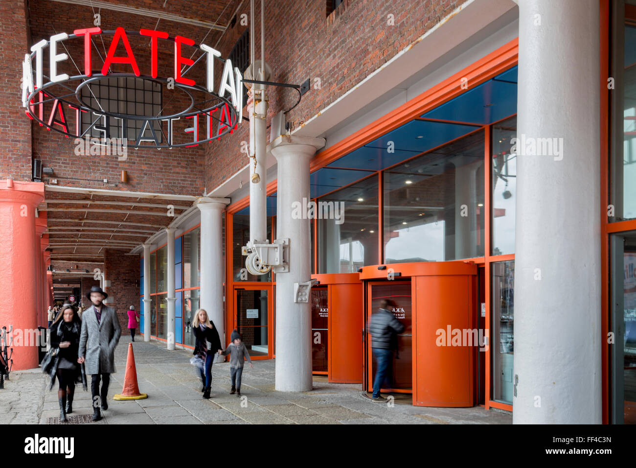 Tate art gallery liverpool hi-res stock photography and images - Alamy