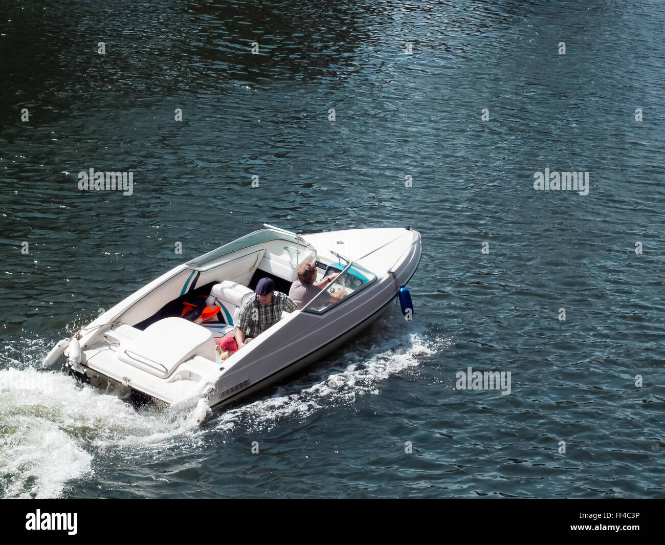 Speedboat ride along the River Taff Stock Photo - Alamy