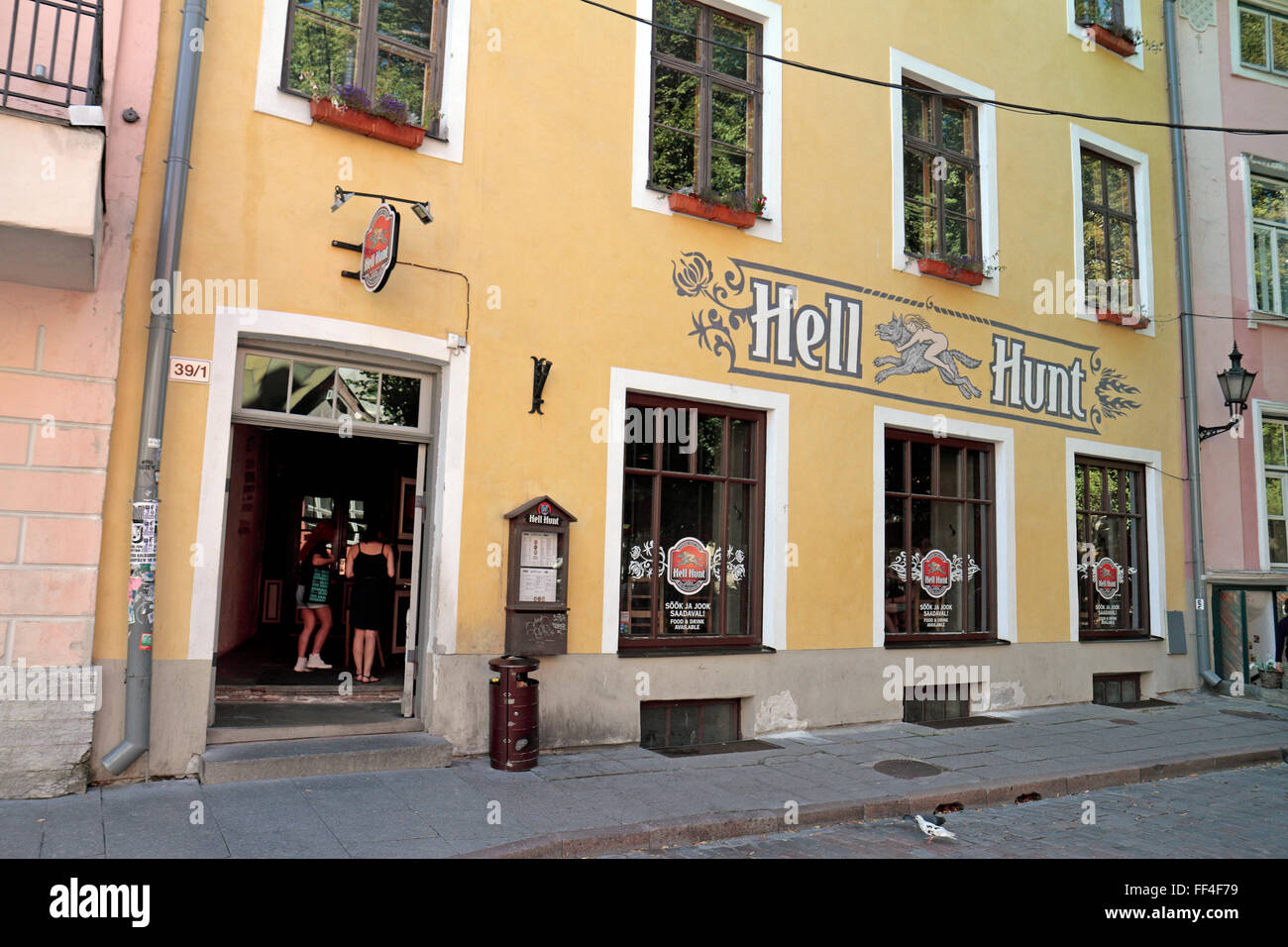 Hell hunt pubi hi-res stock photography and images - Alamy