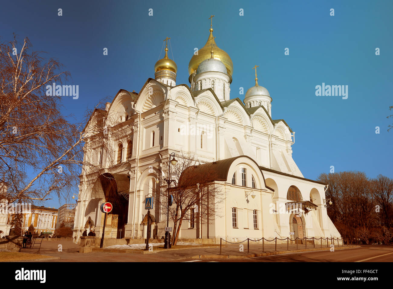 Russian orthodox churches exterior religion hi-res stock photography ...